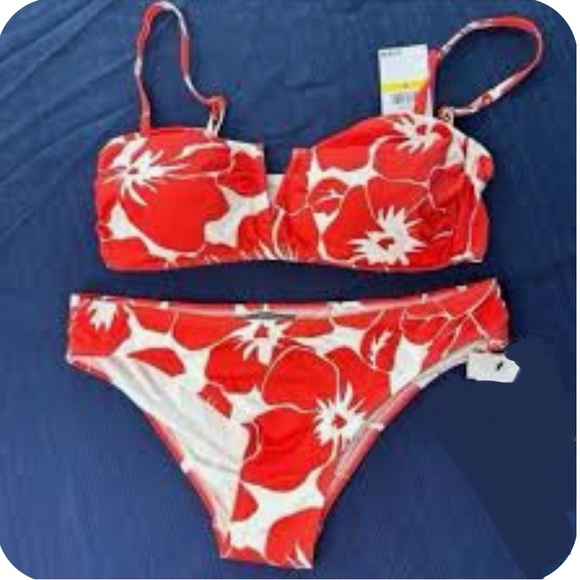 Vince Camuto | Swim | Vince Camito Bikini Set Red And White Hibiscus ...